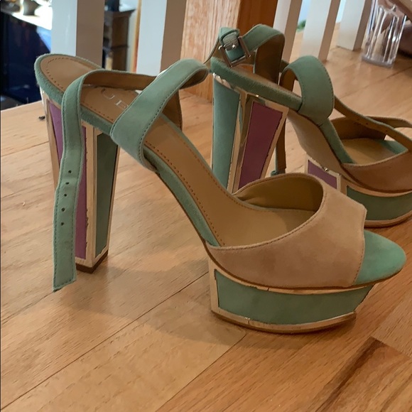 Guess | Shoes | Guess Platform Multi Color Platform Heels Sz | Poshmark